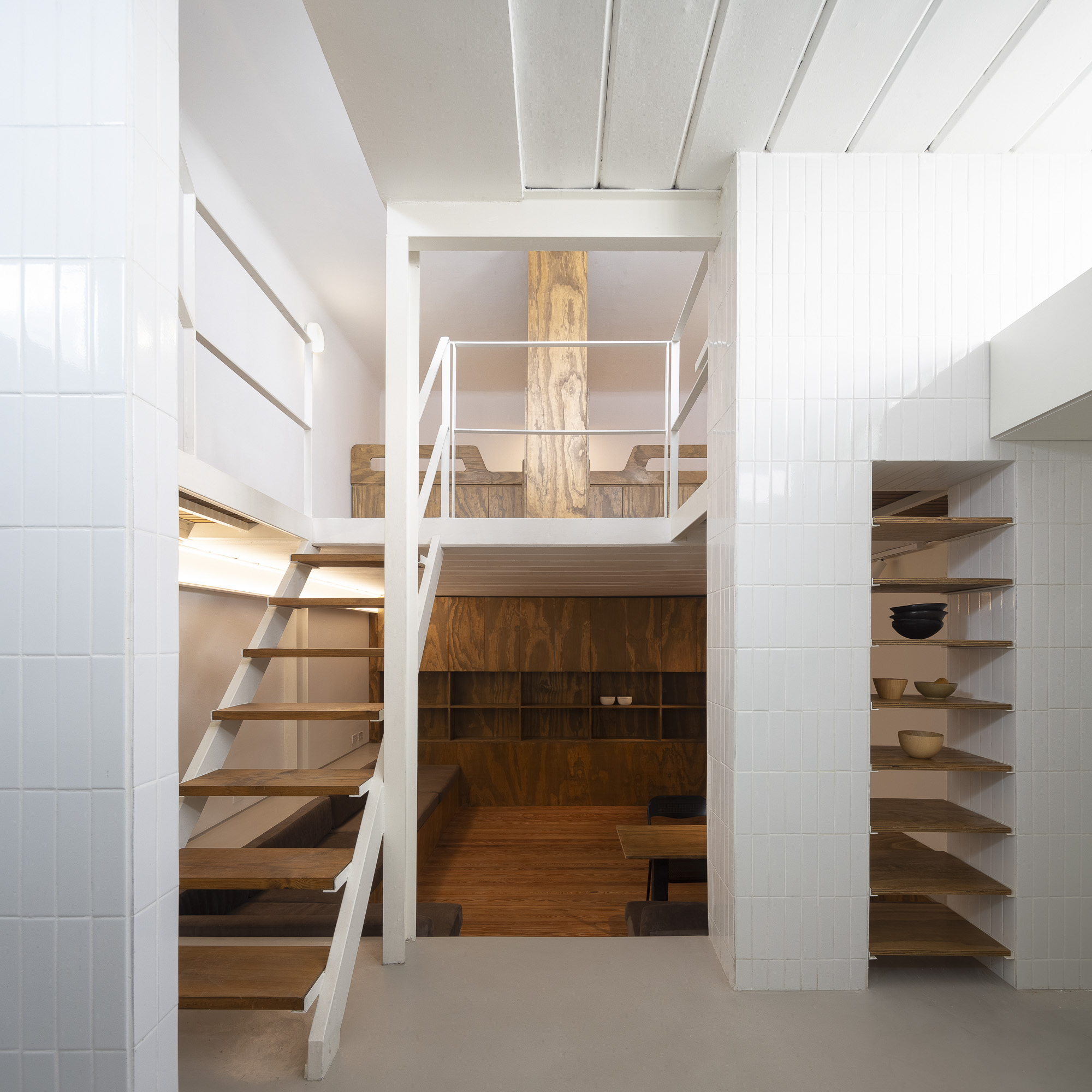 PH Charlone - Julia Lazarte y Roman Kruk - Arch 360